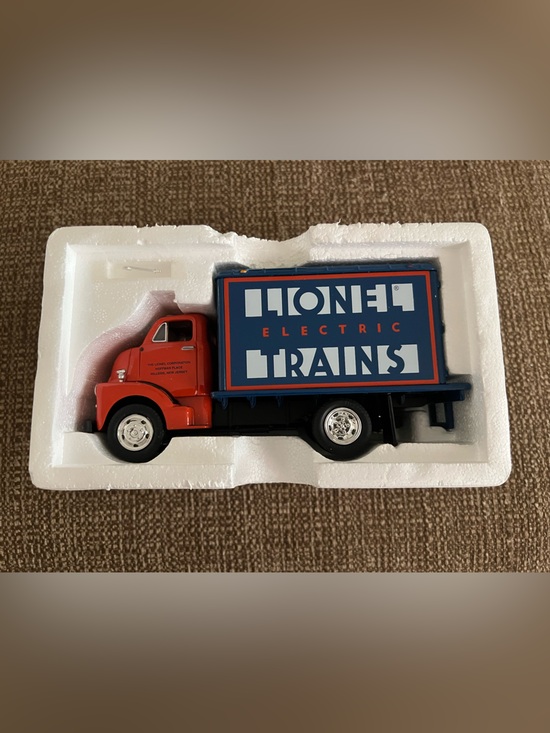 Lionel | Other | Nib Lionel Electric Trains 952 Gmc Box Truck Model ...